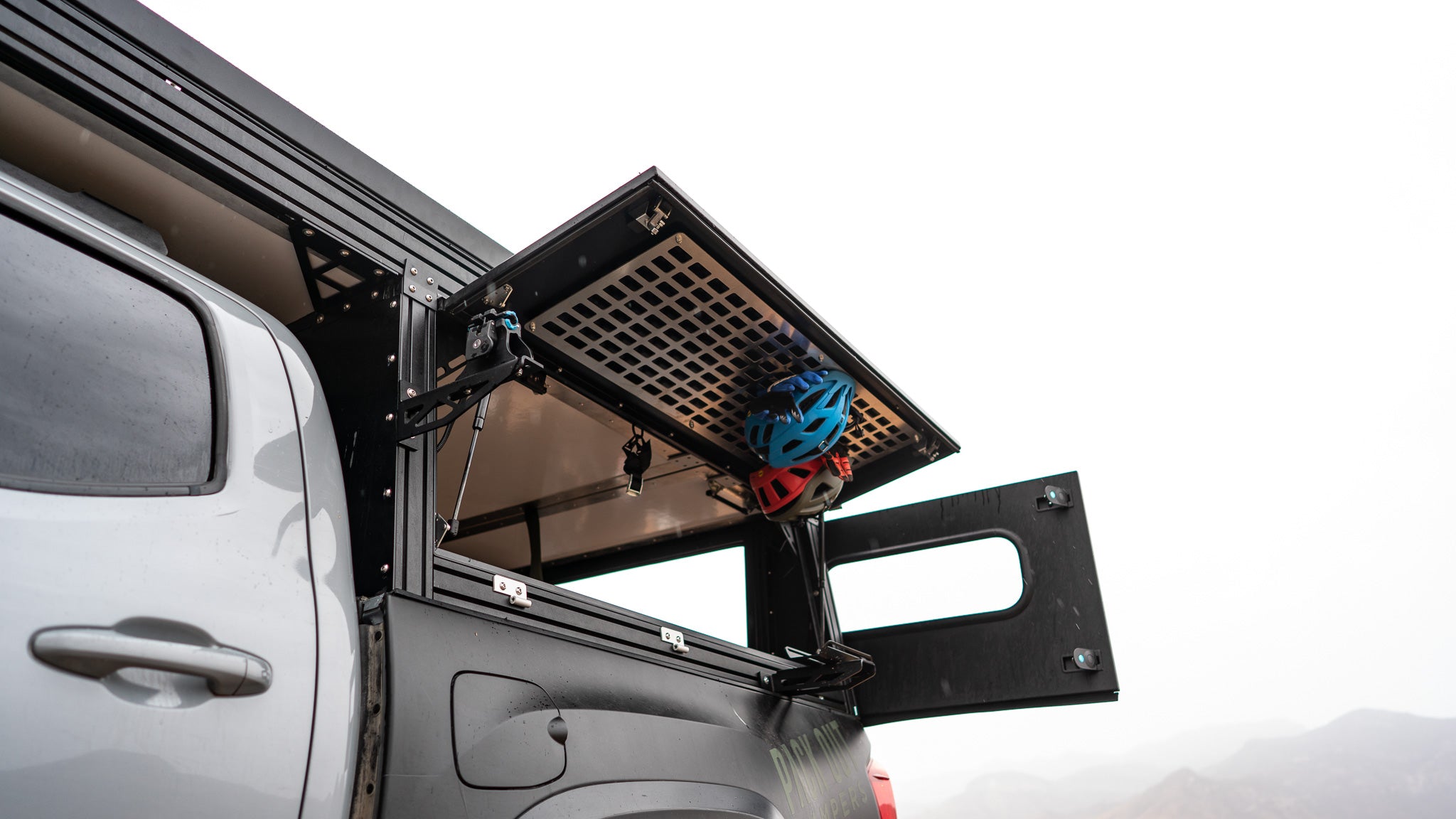 ACCESSORIES – packoutcampers.com